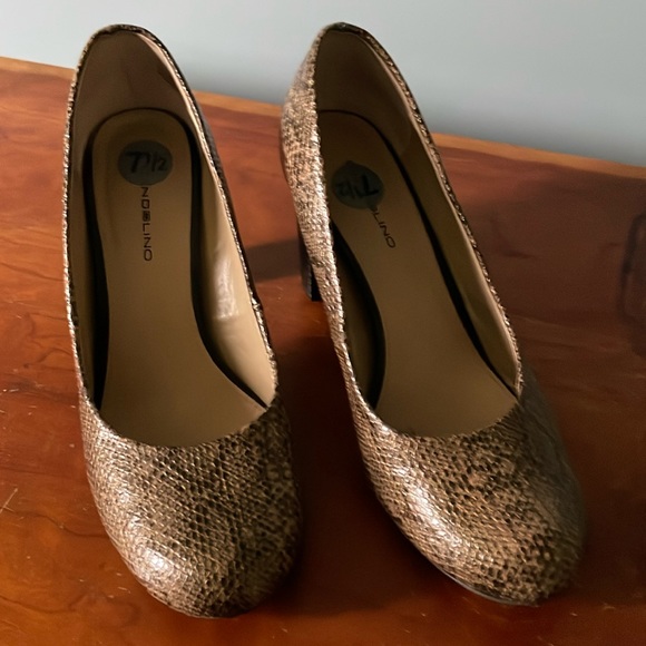 Bandolino | Shoes | Bandolino Pho Snakeskin Block Healed Pump Size 7 2 ...